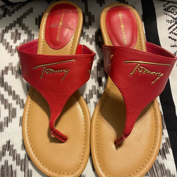 Tommy Hilfiger | Shoes | Tommy Hilfiger Women Red Thong Sandals Size 9 ...